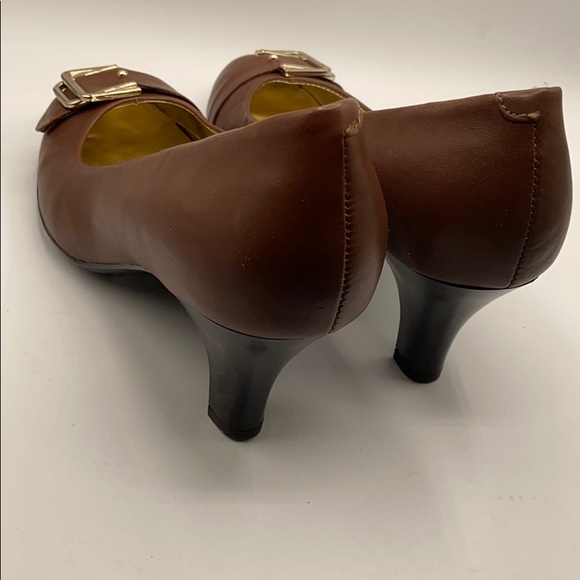 eurosoft | Shoes | Eurosoft 85m Brown Heels | Poshmark